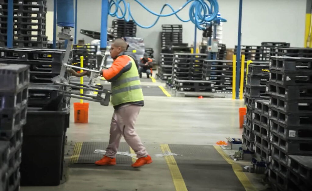 How Does Pallet Pooling Work? - iGPS