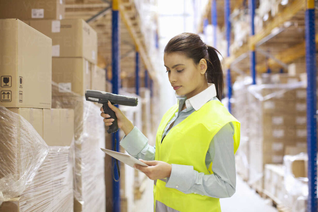 Warehouse Dock Safety Tips - iGPS